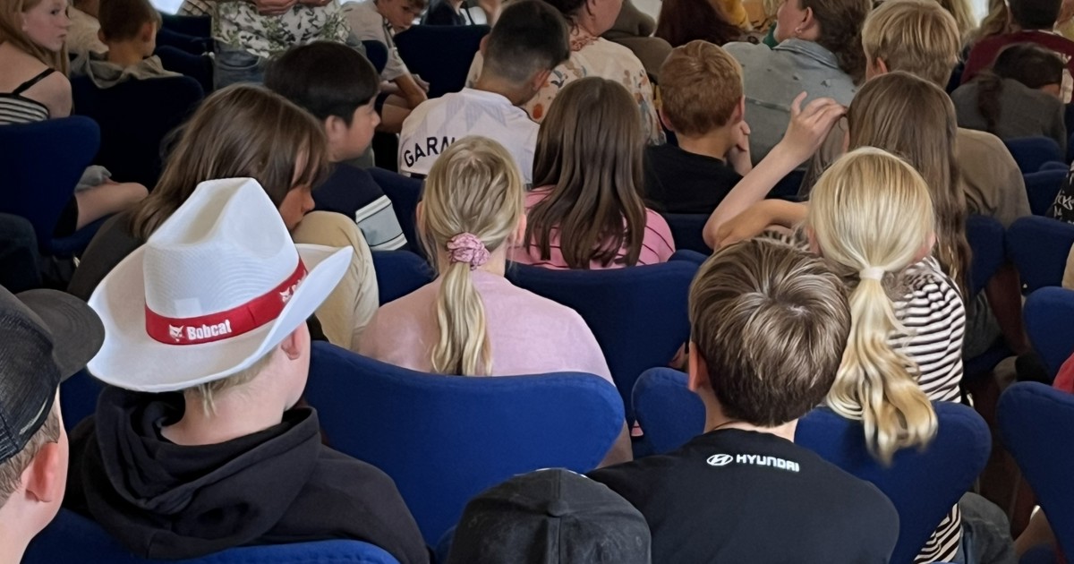 Forfatter Anne Sofie Hammer inspirerede skoleelever til sommerens ...
